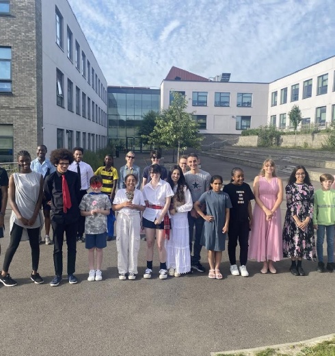 Coombe Wood School - Home