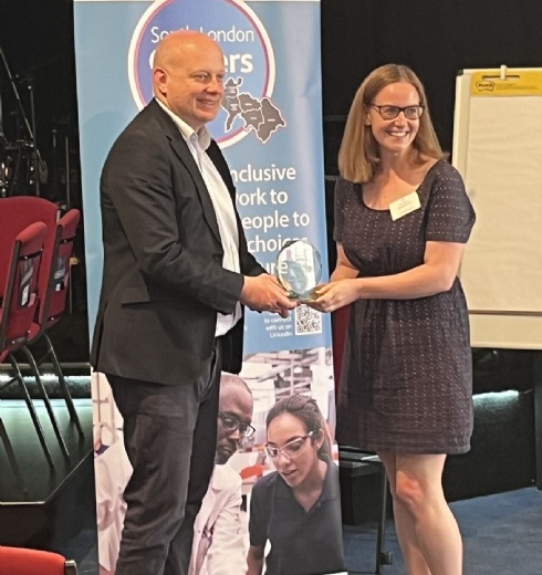 Coombe Wood School - Home